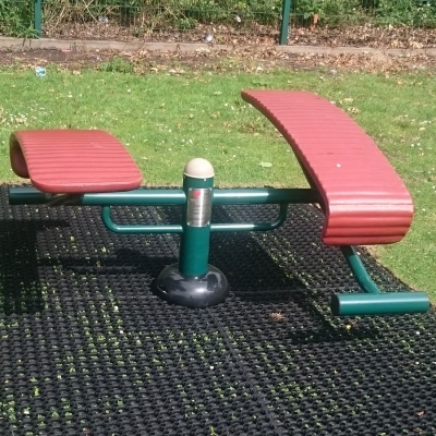 Outdoor Gym Double Sit-Up Bench | theClassroom.co