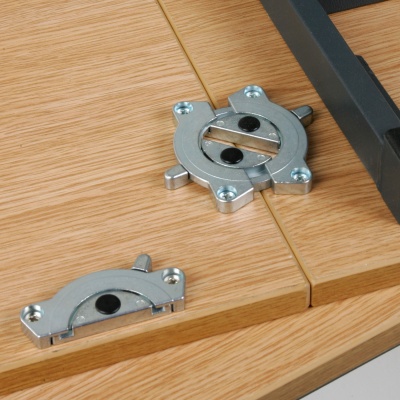 Elite Semi-Circular Flip-Top Table | theClassroom.co