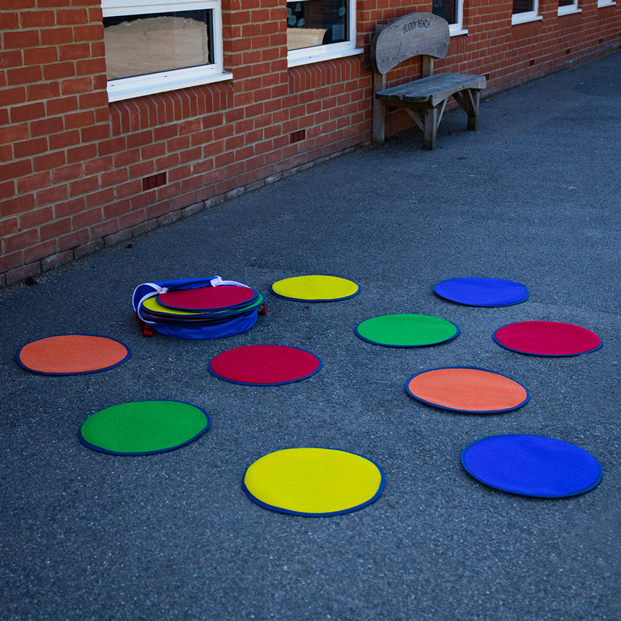 Rainbow™ Outdoor Circle Mats + Holdall Set of 30 | theClassroom.co