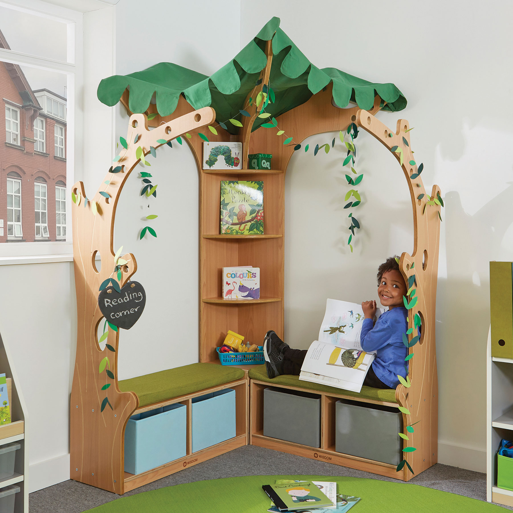 Zona Children's Library - Tree House Library Corner | theClassroom.co