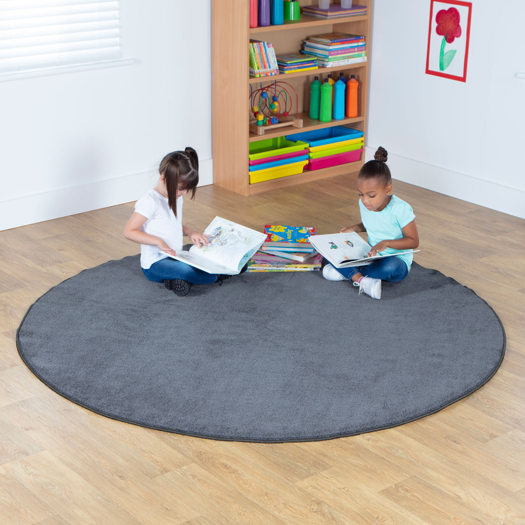 Plain Colour Round Classroom Carpet - Grey | theClassroom.co