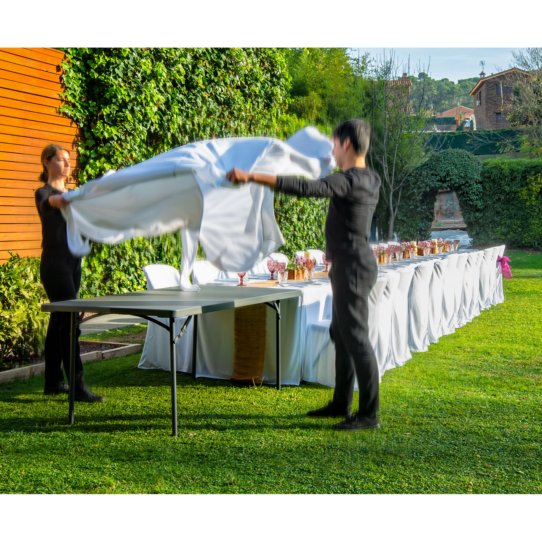 Zown Lightweight Rectangular Folding Table | theClassroom.co