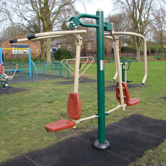 Outdoor Gym Combi Pull Down Challenger & Power Push | theClassroom.co