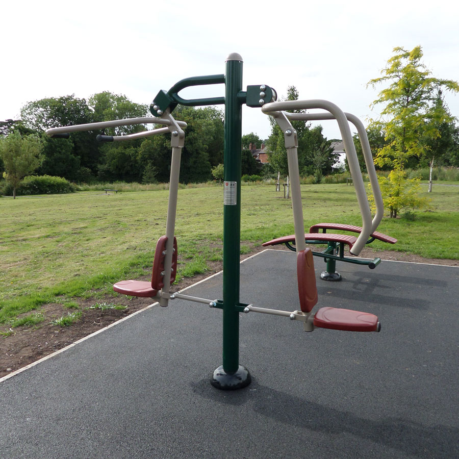 Outdoor Gym Combi Pull Down Challenger & Power Push | theClassroom.co