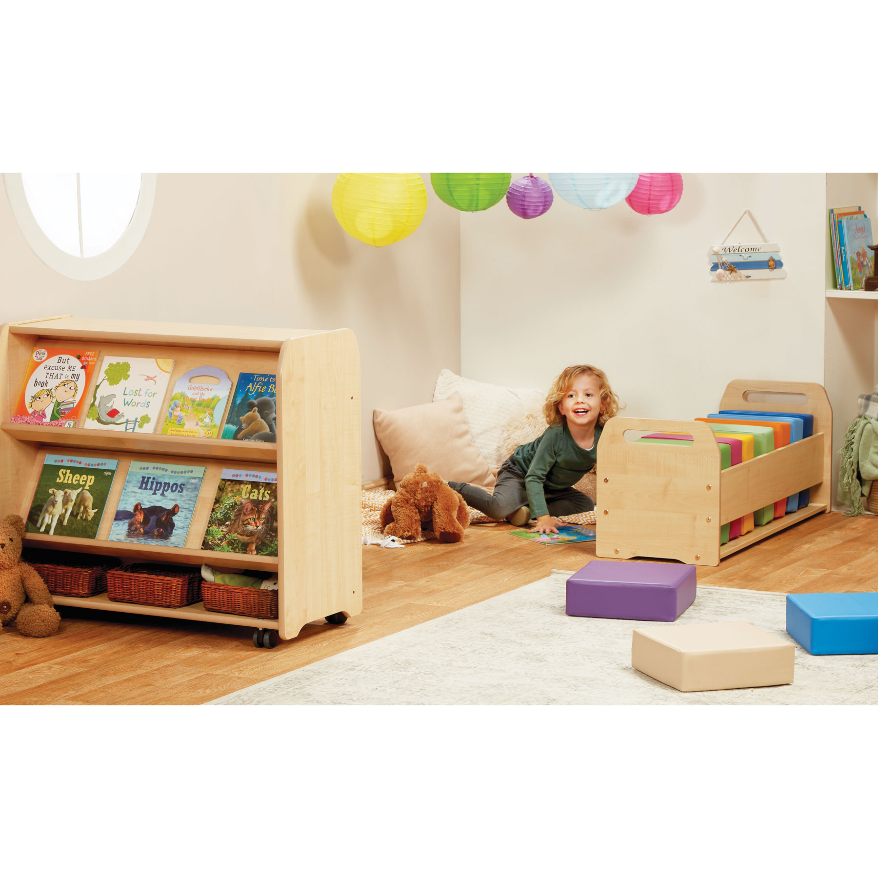 Mobile Double-sided Book Display | theClassroom.co