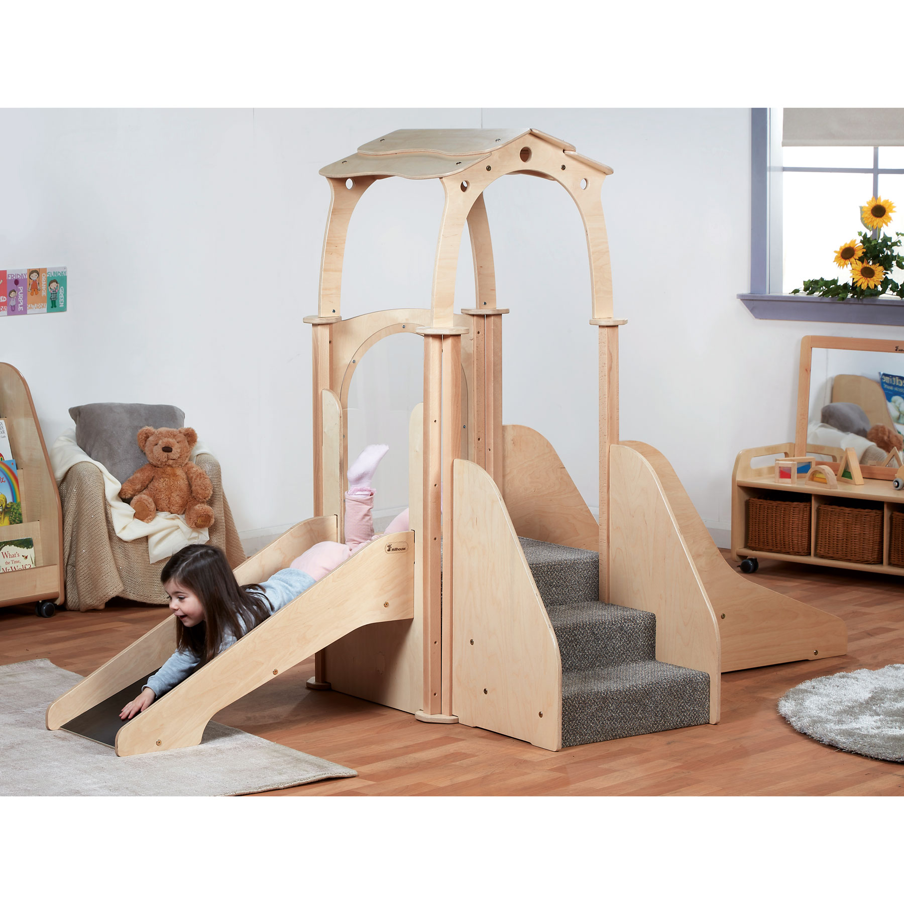 Play Pod Kinder Gym (with roof) | theClassroom.co