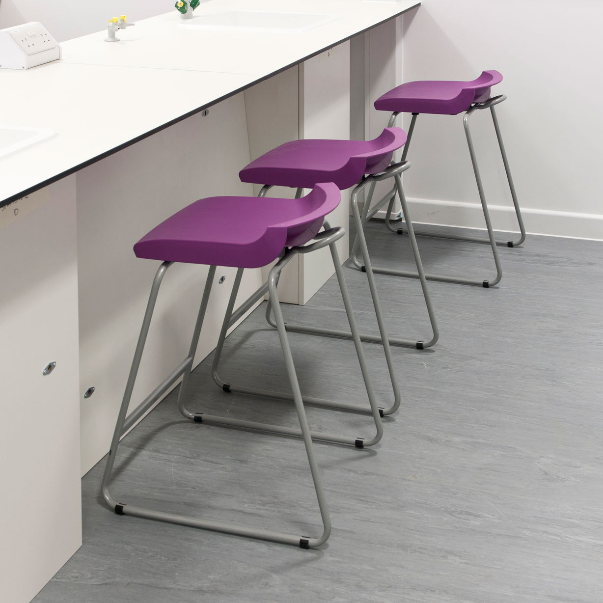 Postura+ Stool | theClassroom.co