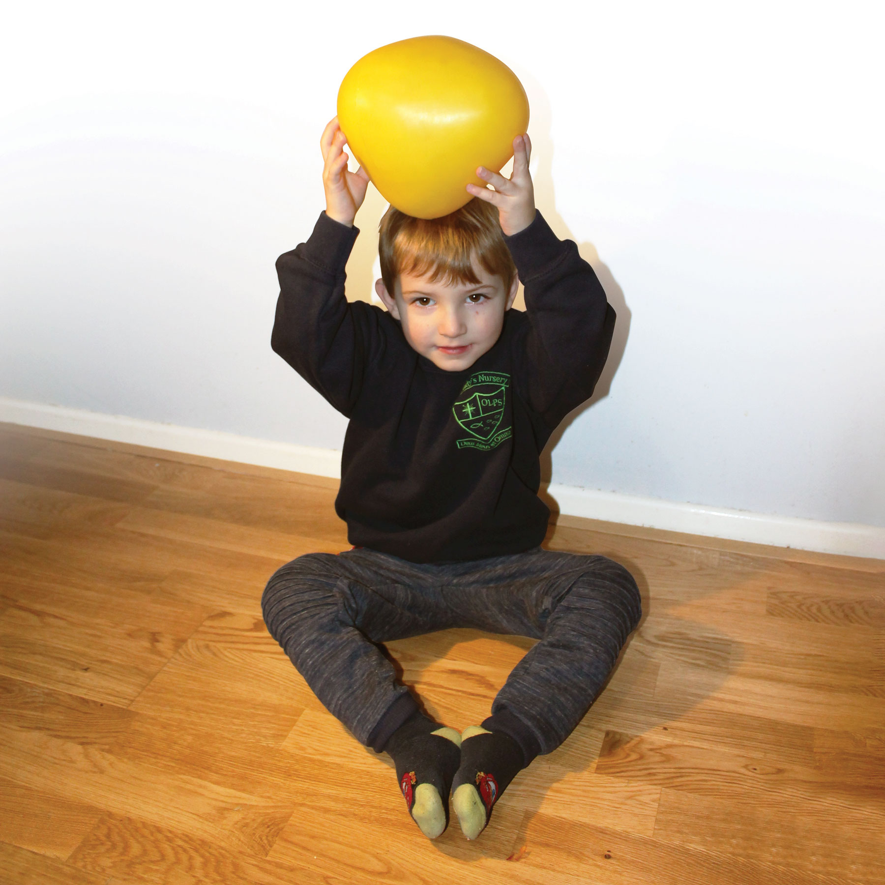 Pyramid Ball - Set of 4 | theClassroom.co