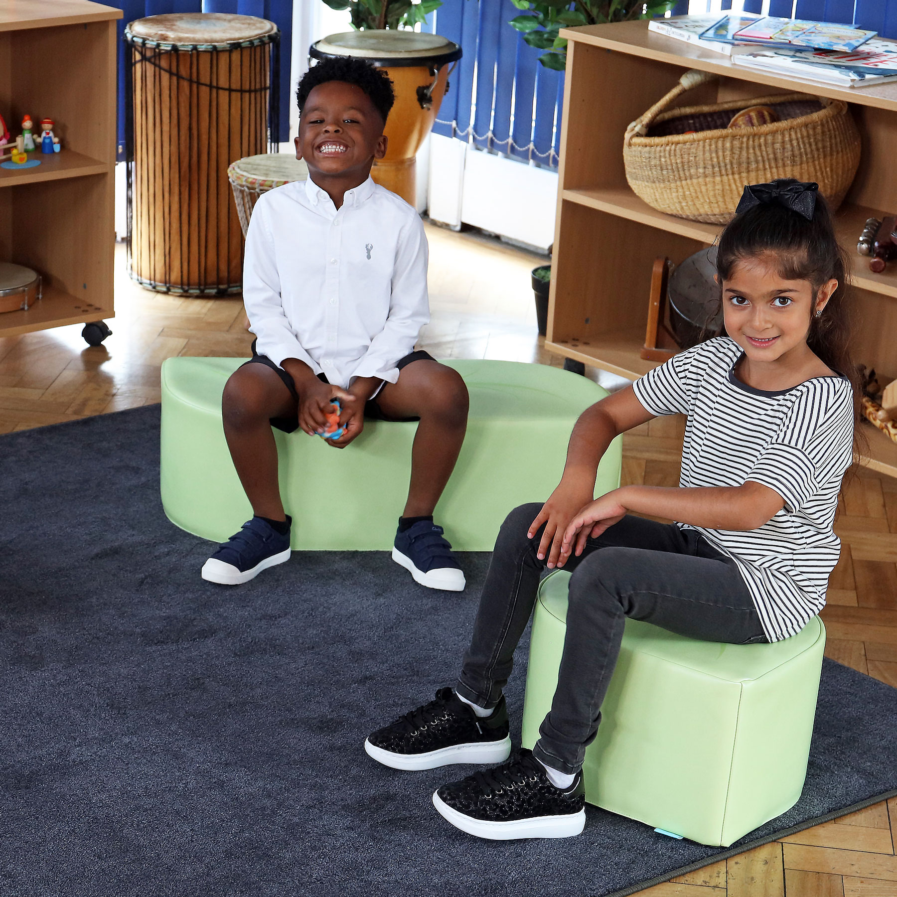 Natural World™ Double Leaf Seat | theClassroom.co