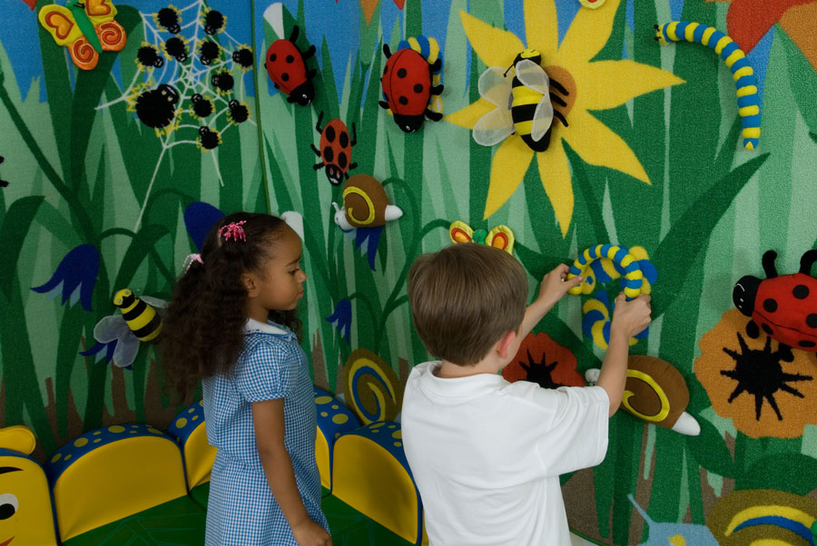 Back to Nature™ Interactive Children's Wall Display | theClassroom.co