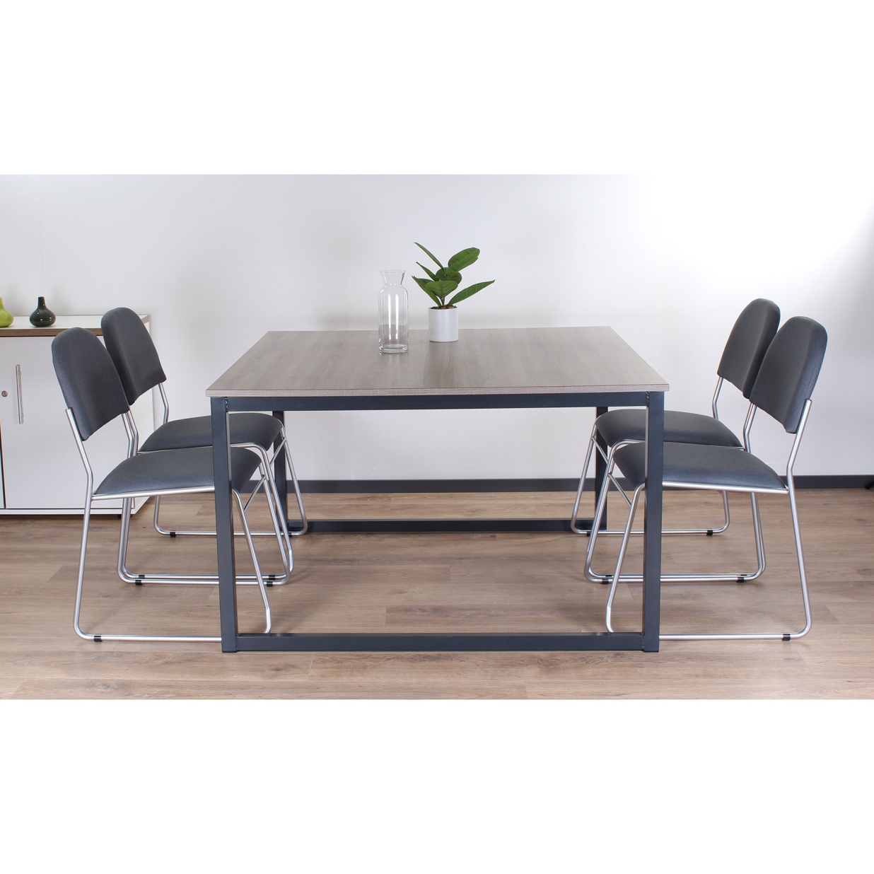 Advanced Urban High-Density Stacking Chair | theClassroom.co