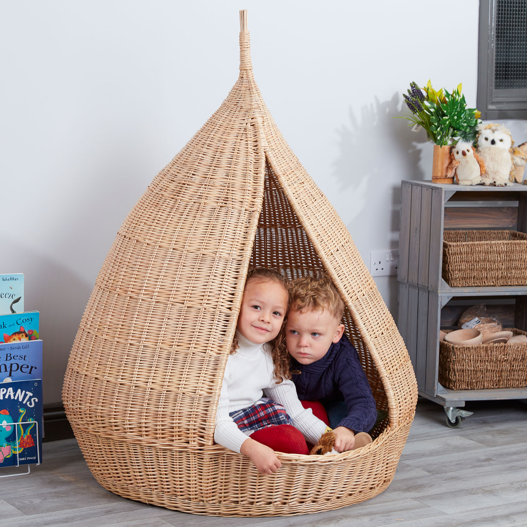 Large Cosy Indoor Reading Pod | theClassroom.co