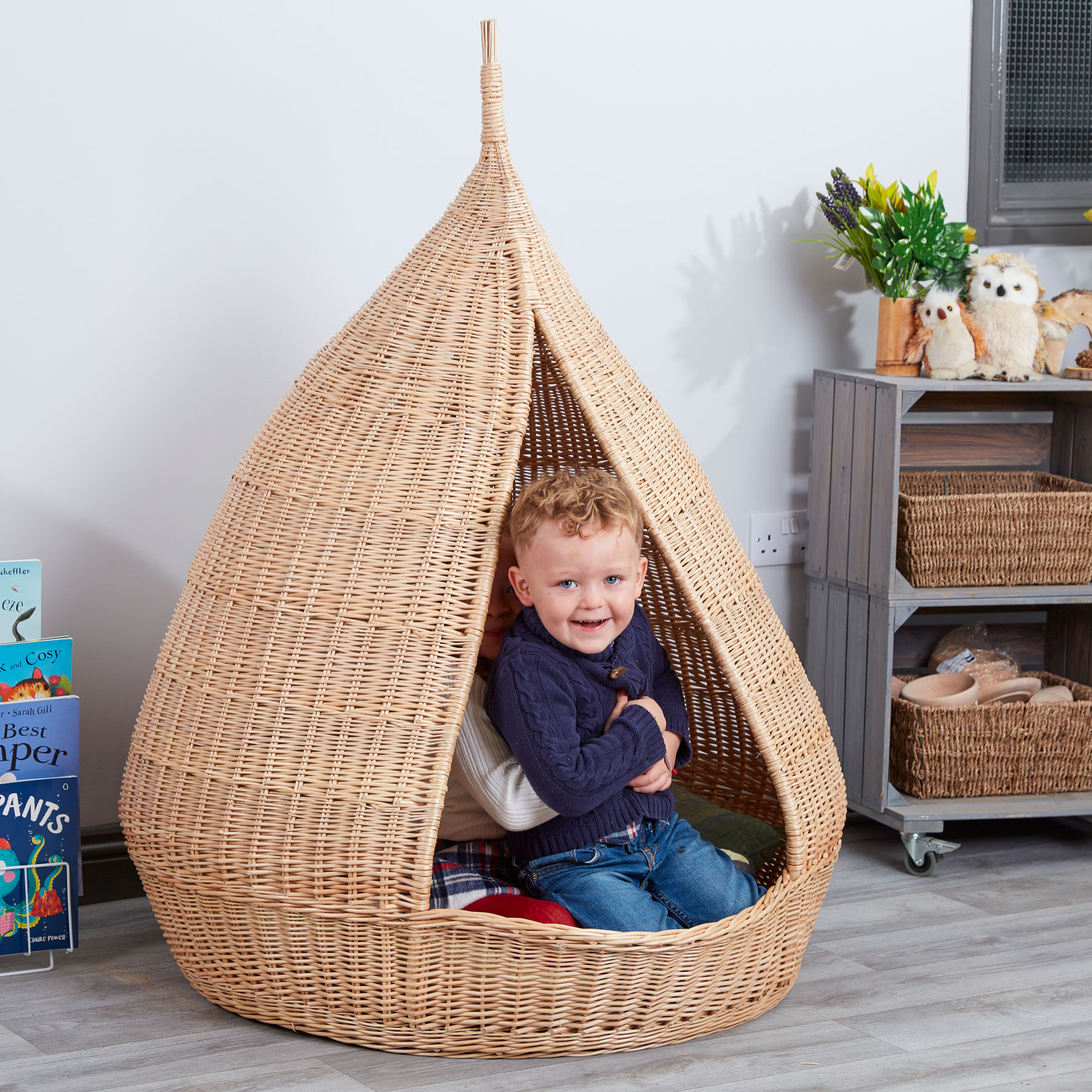 Large Cosy Indoor Reading Pod | theClassroom.co
