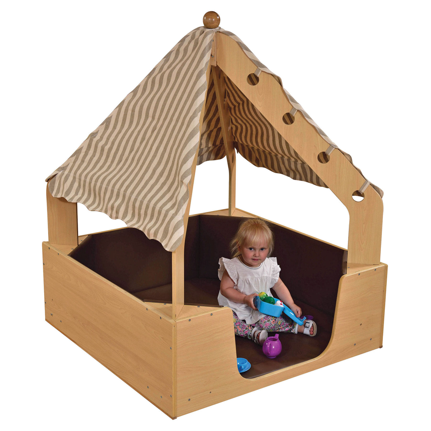 Norway Forest Children's Reading Den