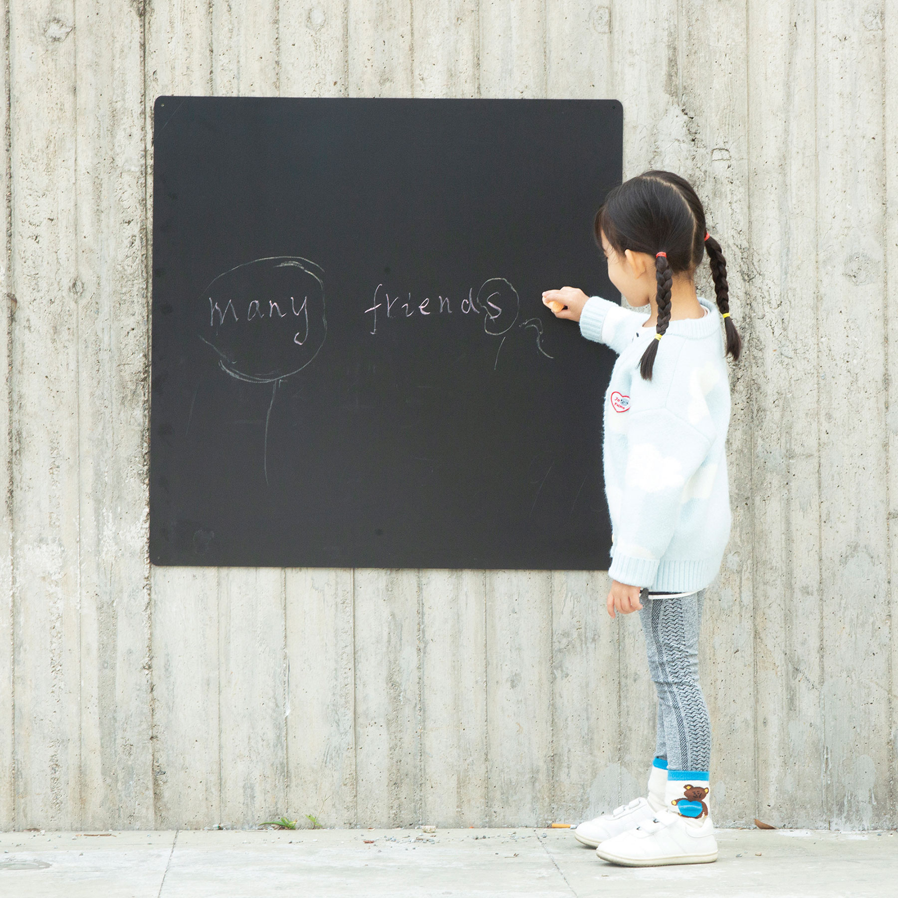 Outdoor - Number 1-20 Chalkboard | theClassroom.co