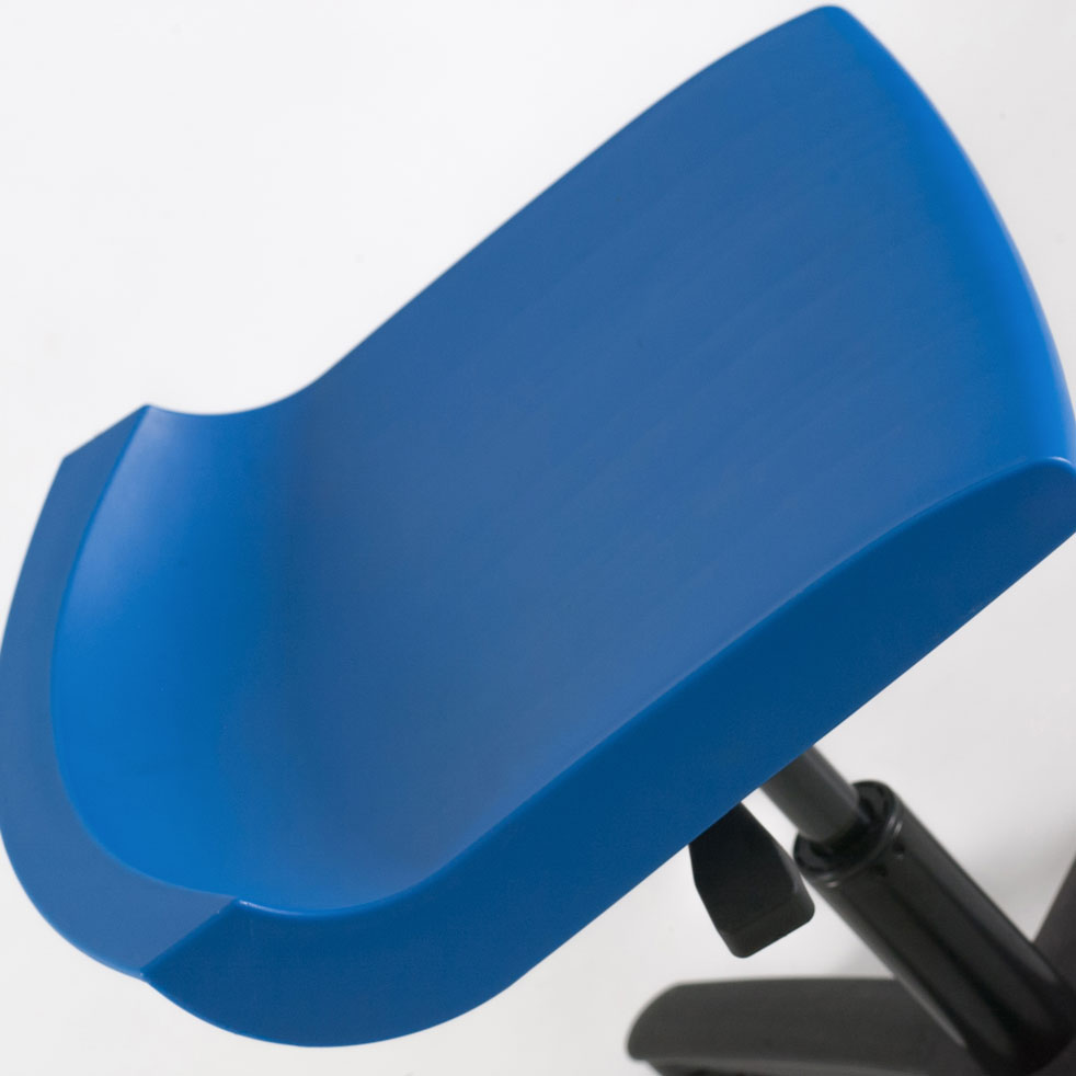 Postura+ Low Task Stool | theClassroom.co