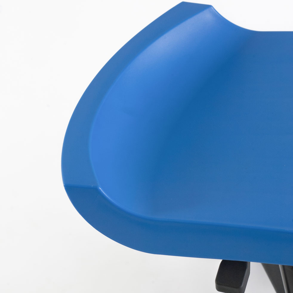Postura+ Low Task Stool | theClassroom.co