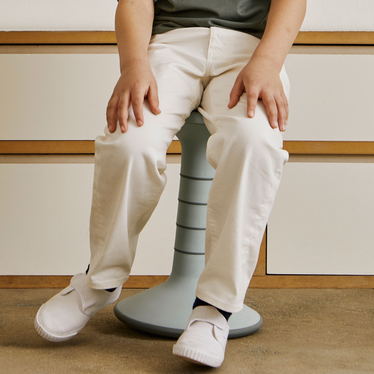 Ricochet Wobble Stool | theClassroom.co