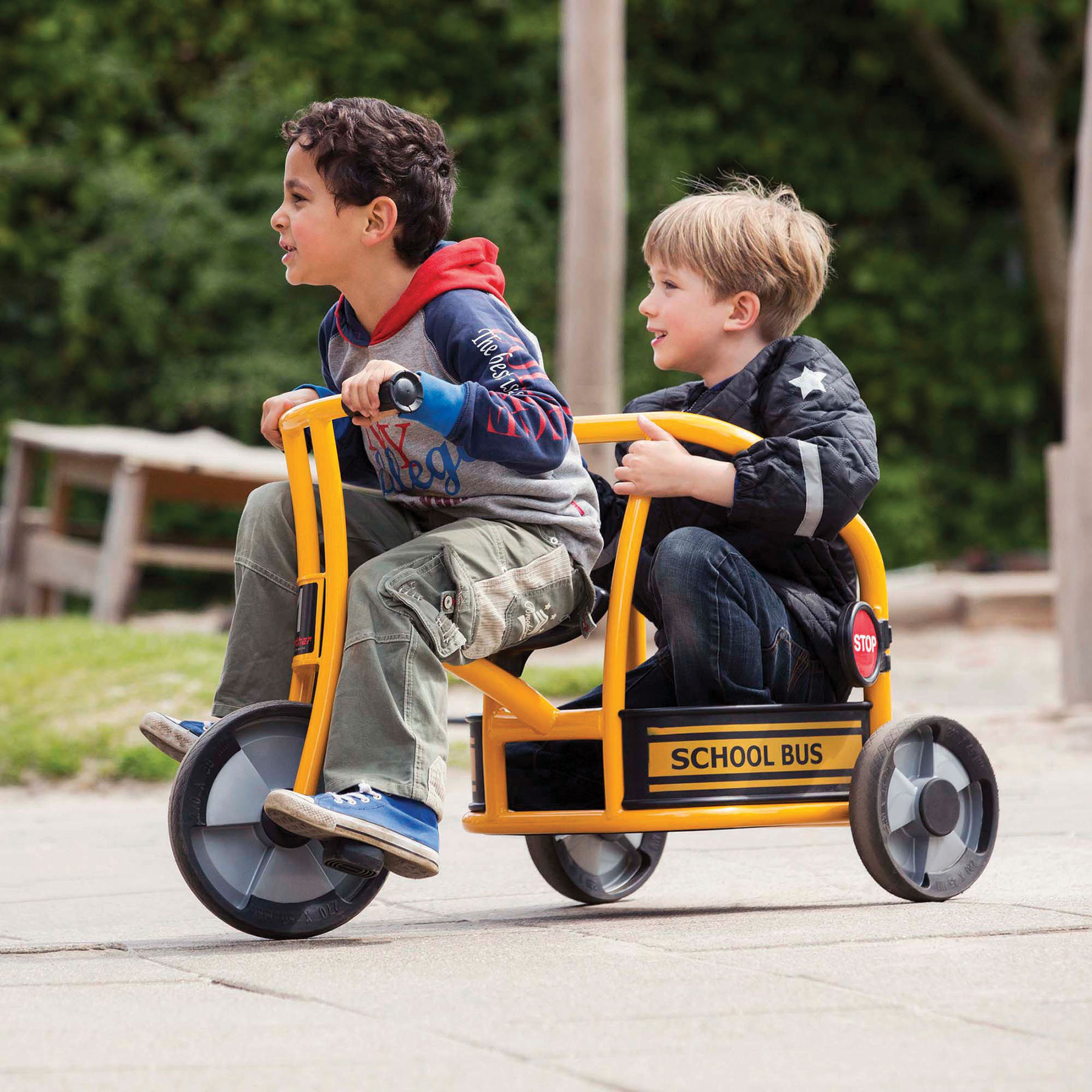 Winther Circleline School Bus | theClassroom.co