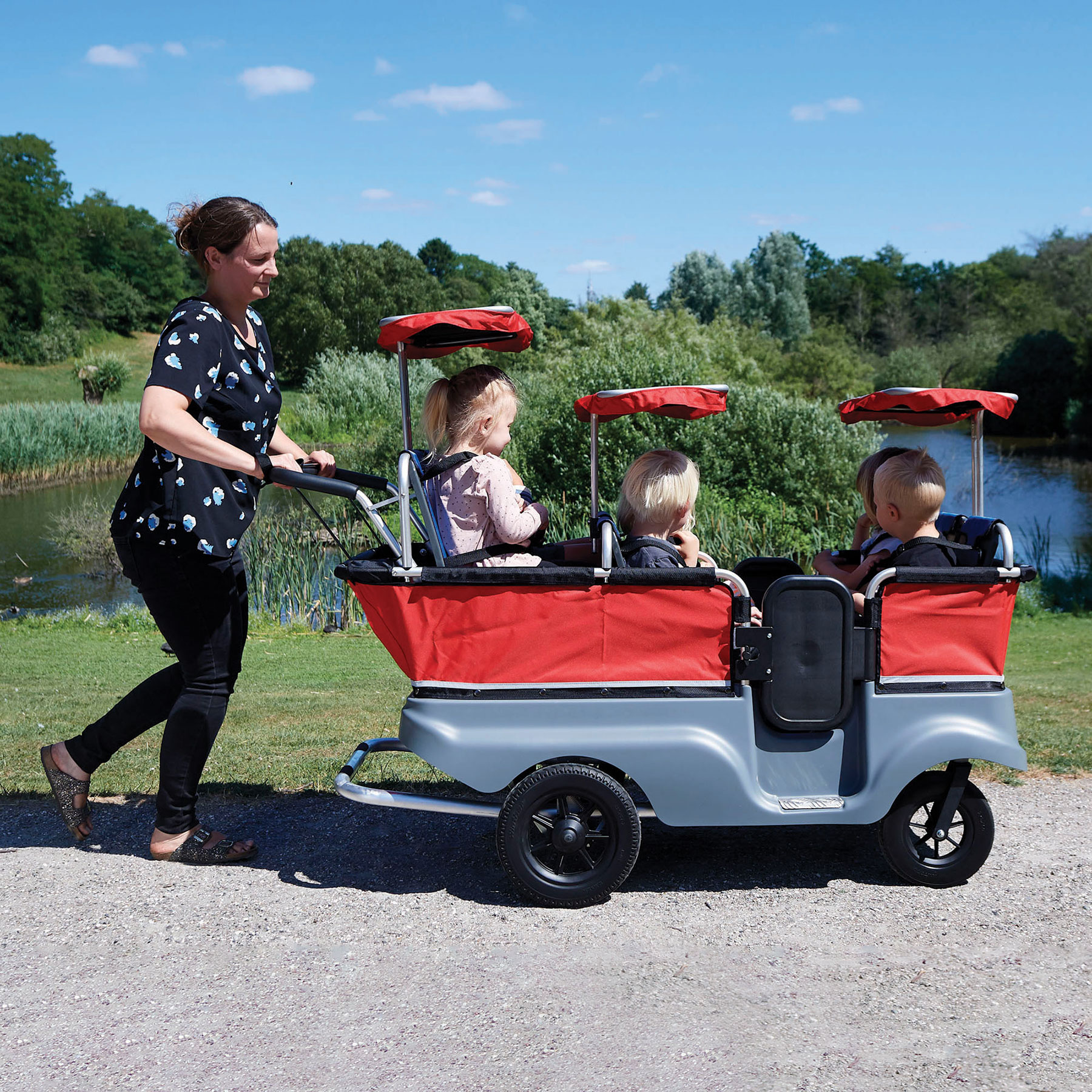 Winther Turtle Kiddy Bus - 6 Person Standard | theClassroom.co